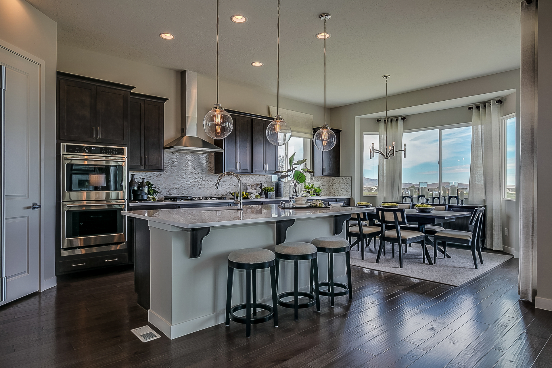 About - Kitchen and Bath by Zeus