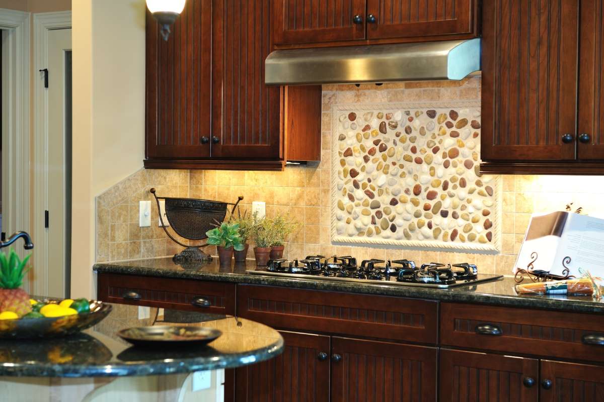 Creative and Easy Kitchen Backsplash Ideas for Beginners